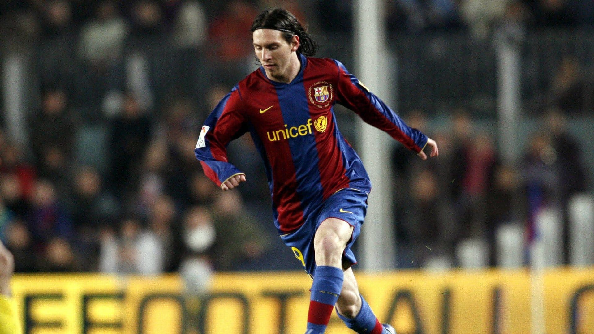 As estreias de Messi no futebol - The Football - Robson Morelli